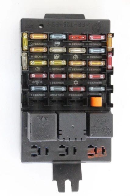 BOITE A FUSIBLE RELAIS COMPARTIMENT MOTEUR Alfa Romeo 166 60659406 ...