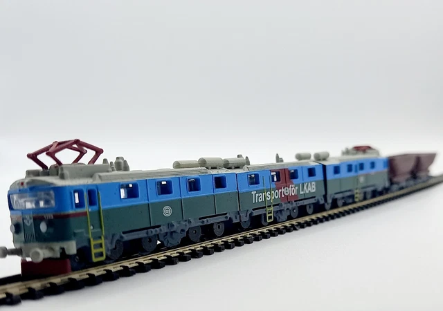 Z GAUGE SCALE Electric Freight Locomotive Engine Livery Model Railway ...