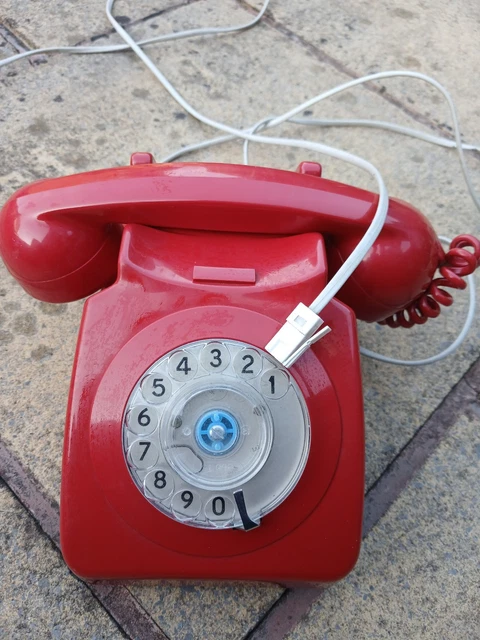 ANTIQUE RED TELEPHONE Dial Watch Vintage , 1981 £26.70 - PicClick UK