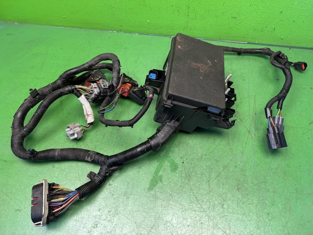 FORD TRANSIT CUSTOM Under bonnet Fusebox Wiring loom BK2T-9K499-ABH 12 ...