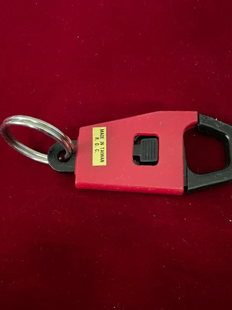 BUILDERS CHOICE SUPPLY Ellijay GA Belt Loop Hook Red Black Plastic Key ...