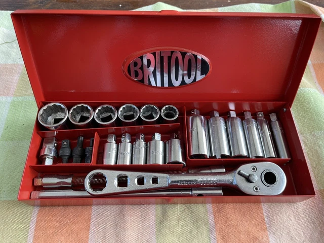 VINTAGE BRITOOL 24 Pc Refrigeration Socket set D72/40T 1/4" & 3/8 ...