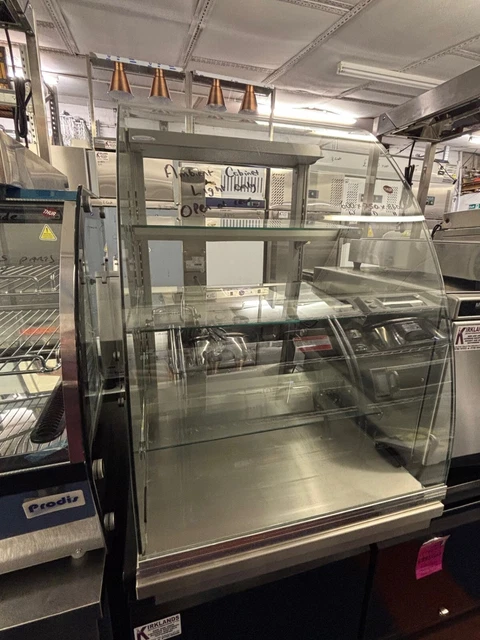 AMBIENT COUNTER TOP Display Showcase Open at Rear Light Curved Front 3 ...