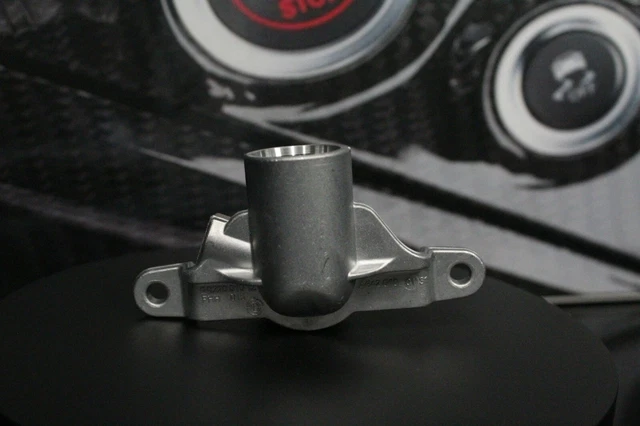 NEW GENUINE MERCEDES-BENZ OM642 Diesel Engine Breather Metal Cap ...