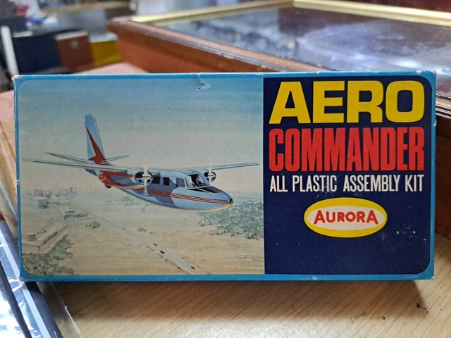 AVIATION : AERO Commander 1/80 Aurora Model Kit 285 £42.95 - PicClick UK
