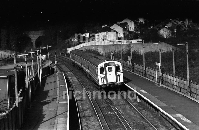 MERSTHAM STATION EMU 3462 11.2.89 John Vaughan Negative RN391 £2.99 ...