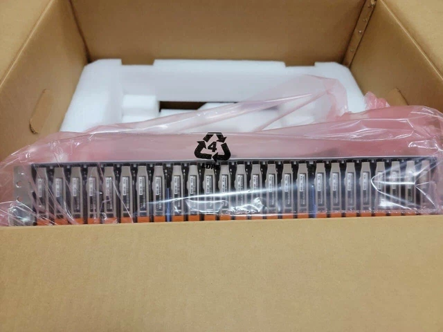 DELL EMC DISK Array Enclosure DAE SAS HDD 8x3.2TB SSD 17x600GB $8,950. ...