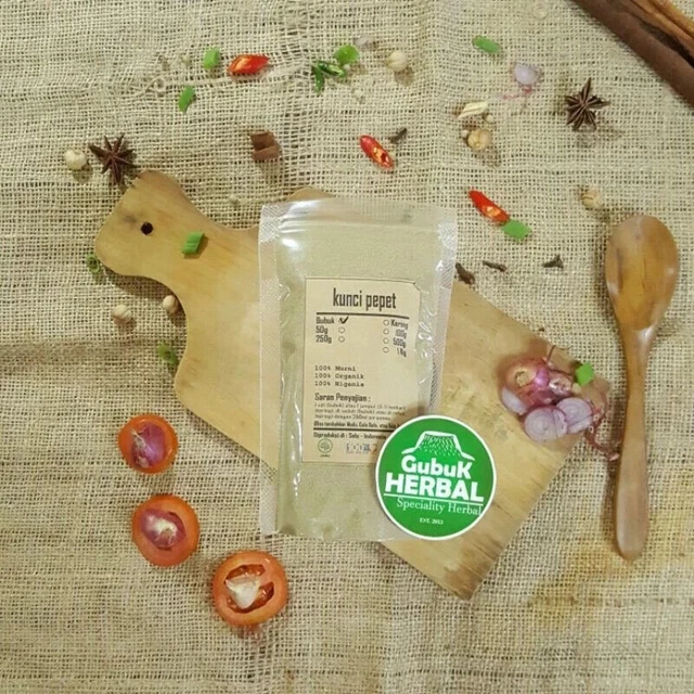 POUDRE DE PEPET Kunci épices naturelles d'herbes biologiques fraîches ...