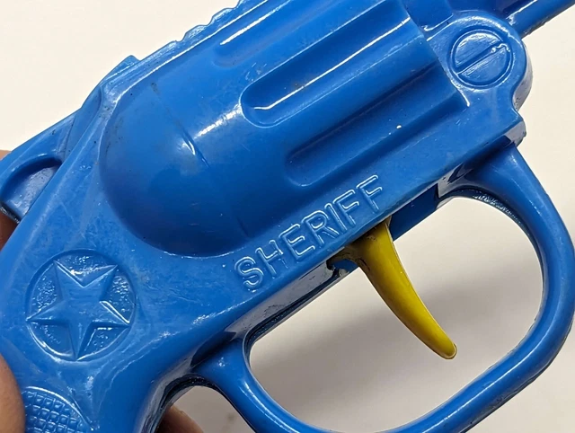 VINTAGE TOY SHERIFF Gun Revolver by Pyro Made in the USA Clicking £12. ...
