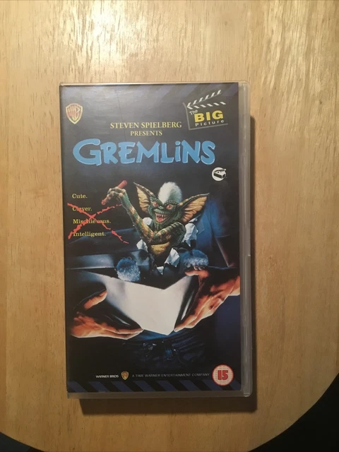GREMLINS VHS VIDEO Tape 1984 Phoebe Cates Stephen Spielberg £0.99 ...