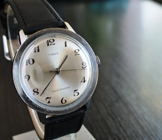 VINTAGE TIMEX 1971 Classic Dial Mechanical Wind Up Men's Silver Blk ...