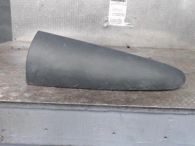 ENJOLIVEUR DE FEU arriere gauche RENAULT KANGOO 2 PHASE 1 8200499014 ...