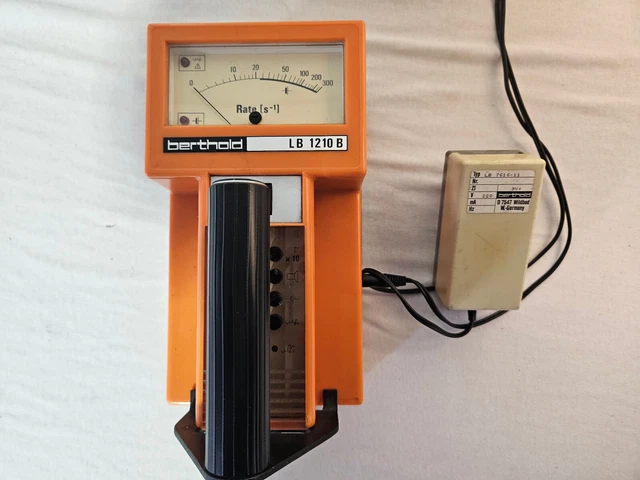 BERTHOLD KONTAMINATIONSMONITOR LB 1210 B Beta/Gamma Geigerzähler ...