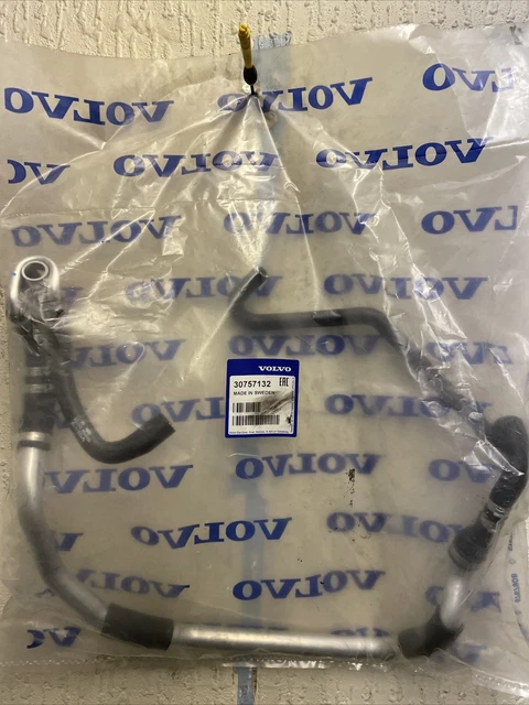 GENUINE VOLVO COOLANT / Engine Breather Hose Pipe 30757132 V70 S60 Xc70 ...