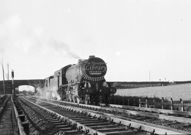PHOTO BRITISH RAILWAYS Steam Locomotive 90039 at Cadder Yard in 1964 ...