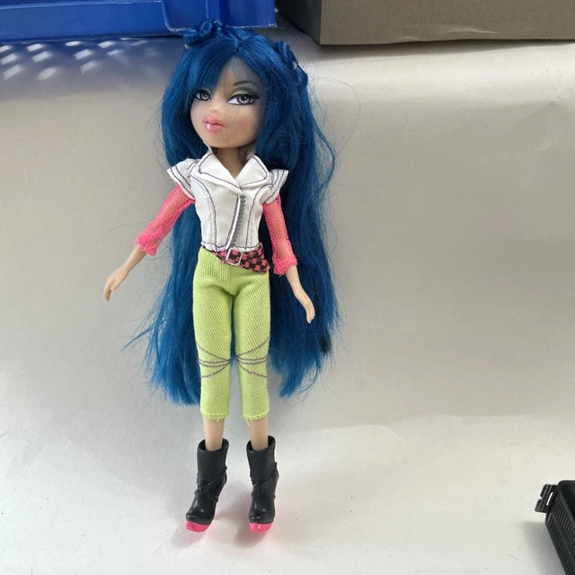BRATZ NEON RUNWAY Jade Doll MGA £14.99 - PicClick UK