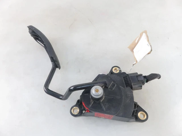 RENAULT CLIO III 2006 Essence Pédale d'accélérateur 8200297335A CZM187359 EUR 85,99 - PicClick FR