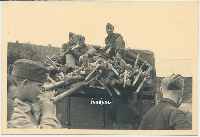 FOTO BEI SAARGEMÜND Soldaten/LKW-Luftwaffe (3030) EUR 5,00 - PicClick DE