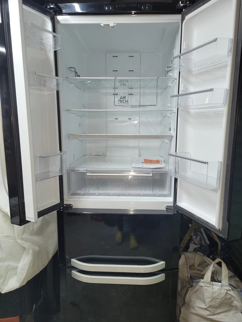 HOTPOINT QUADRIO COMBI fridge freezer. American Style. Black. FFU4D X £ ...
