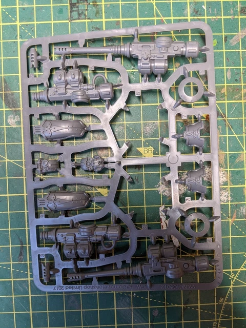 IMPERIAL KNIGHT ARMIGER helverin Sprue £9.00 - PicClick UK