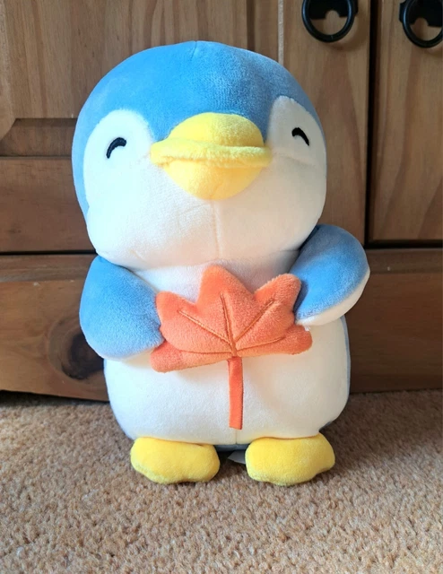 MINISO CITY PENGUIN Explores The World Series 8in. Maple Leaf Penguin ...