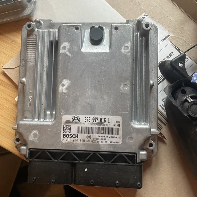 VW TRANSPORTER T5 ENGINE CONTROL UNIT DIESEL ECU 070997016L 070997016 L ...