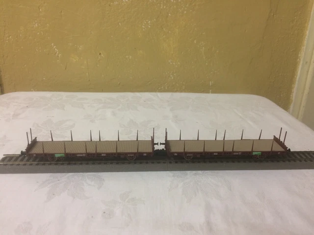 ROCO HO, 66988 2 Rungenwagen Lgs ohne Container der Firma ...