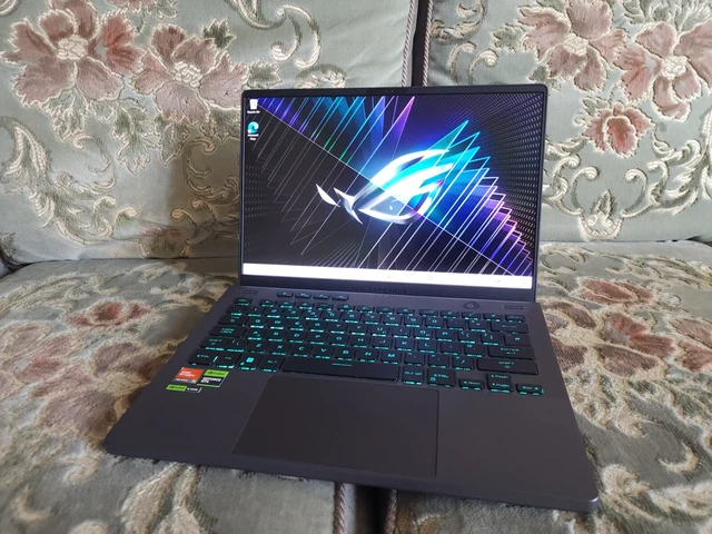 ASUS ROG ZEPHYRUS G14 R9 7940HS RTX 4090 32 GB 1 TB QHD + 165 Hz ...