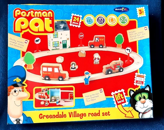 POSTMAN PAT GREENDALE Village Road Set Playset - Brand NEW in BOX £40. ...