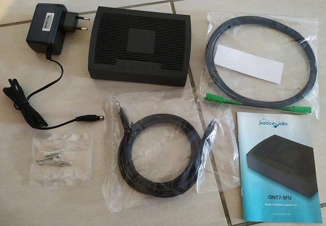 BOÎTIER ALTICE LABS Mod Fix ONT Altlab SFR pour fibre avec câbles EUR 5 ...