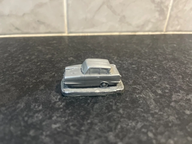 RELIANT REGAL SALOON 1:92 Model Scale car £9.04 - PicClick UK