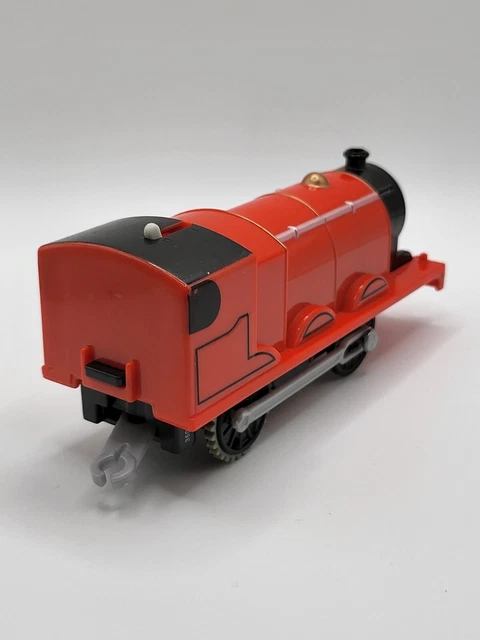 THOMAS & FRIENDS James Motorized TrackMaster Tank Engine Friends Red ...