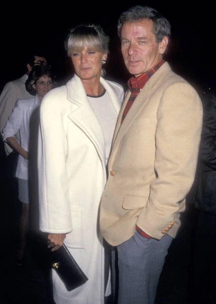 ACTRESS LINDA EVANS boyfriend Richard Cohen on October 24 1987 din- Old ...
