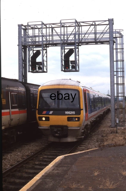 35MM RAILWAY SLIDE - DMU Class 166. 166215 @ Didcot £2.99 - PicClick UK