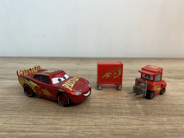 DISNEY PIXAR CARS Die-Cast Rust-Eze Team Crew Pitty + Lightning McQueen ...