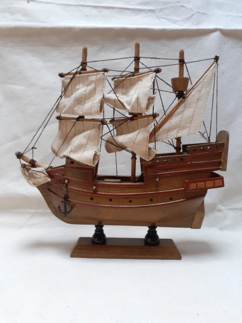 WOODEN MODEL SHIP Sailing Boat Decoration Nautical Schooner Wood Home ...