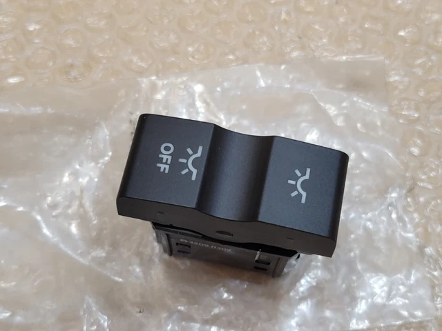 GENUINE MERCEDES ACTROS Axor MP1 MP2 MP3 96-14 Interior Light Switch ...
