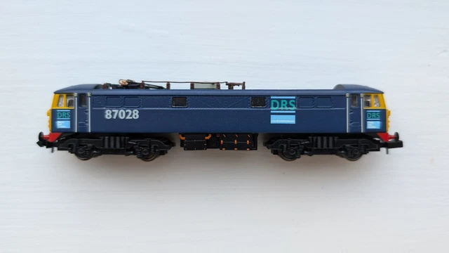 GRAHAM FARISH N Gauge Class 87 DRS repaint respray £75.00 - PicClick UK