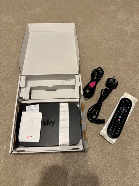 SKY Q MINI Box Model: EM150UK-E Boxed with Remote + Mains Lead + Sky ...