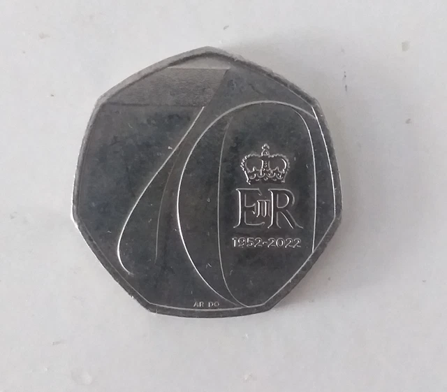 50P COIN HM Queen Jubilee 70th ER 2022 .Rare HM Queen 50p Coin 2022 £50 ...