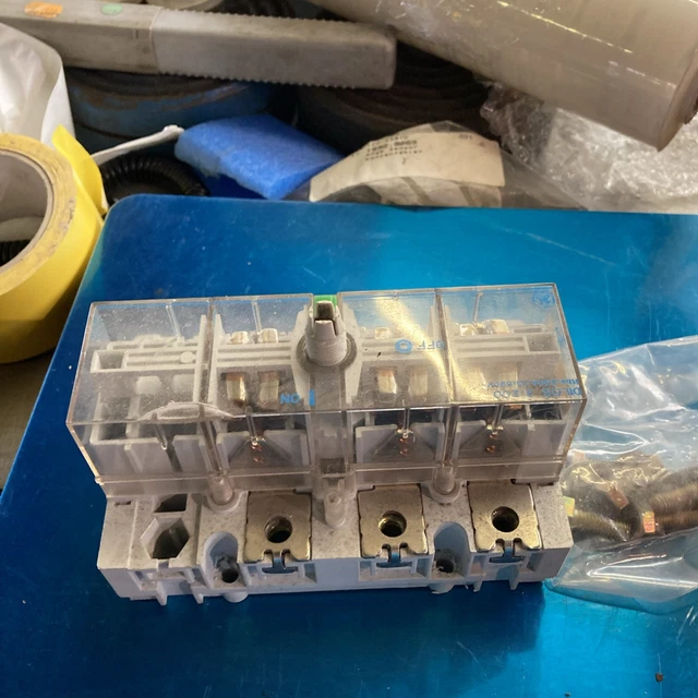 GENERAL ELECTRIC DILOS 2-200 D/061326-201 Modular Rotary Switch 3-Phase ...