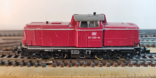 LOCOMOTIVE DIESEL TYPE locotracteur V211 de la DB Arnold Echelle N ...