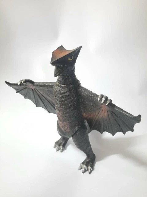 VINTAGE BANDAI GAMERA Godzilla Gyaos 1990s Kaiju Movie Monster Daiei ...
