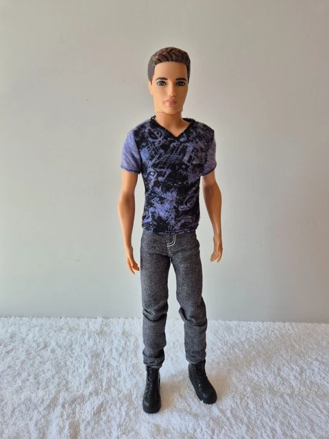 BARBIE- FASHIONISTAS KEN- Ryan- Barbie Puppe- C217 EUR 5,00 - PicClick DE
