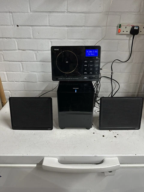 TEAC MICRO HIGH-FI System MC-DX40DAB With Subwoofer Working £75.99 ...