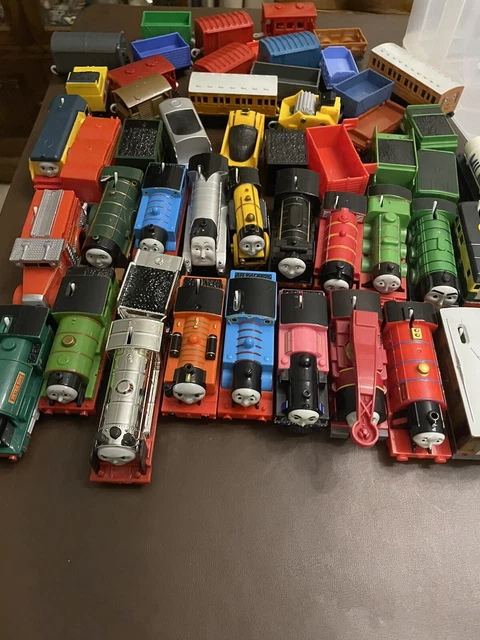 THOMAS THE TANK engine trackmaster Trains X 20 All Working Plus Annie ...