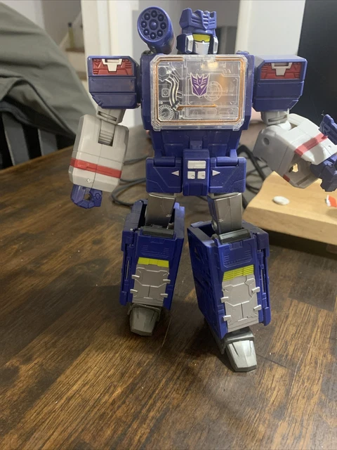 HASBRO TRANSFORMERS TITANS Return Leader classe Soundwave d'occasion ...