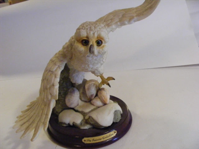 VINTAGE THE JULIANA collection china model of snow owl. very nice model ...