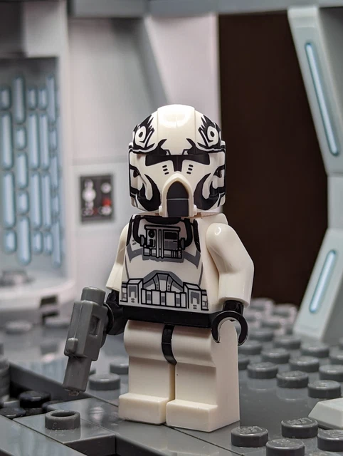 LEGO STAR WARS Custom Printed Minifig Clone Pilot Warthog Clone Wars ...