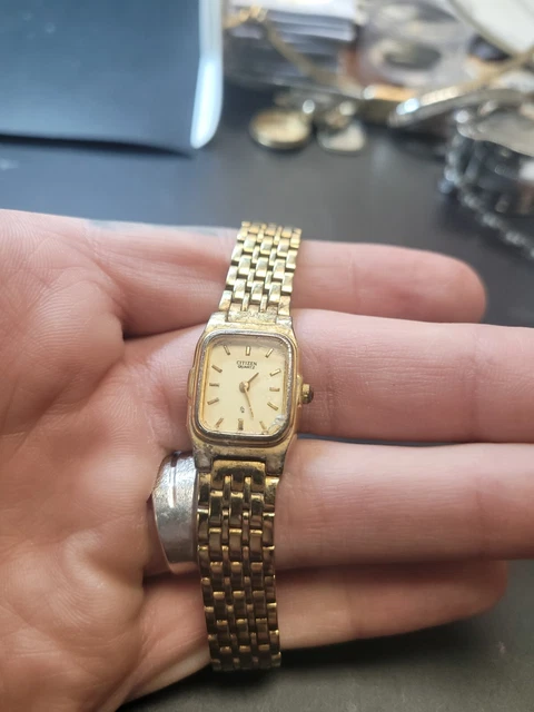 VINTAGE LADIES CITIZEN Gold Tone Quartz Watch (N-MC) £18.78 - PicClick UK